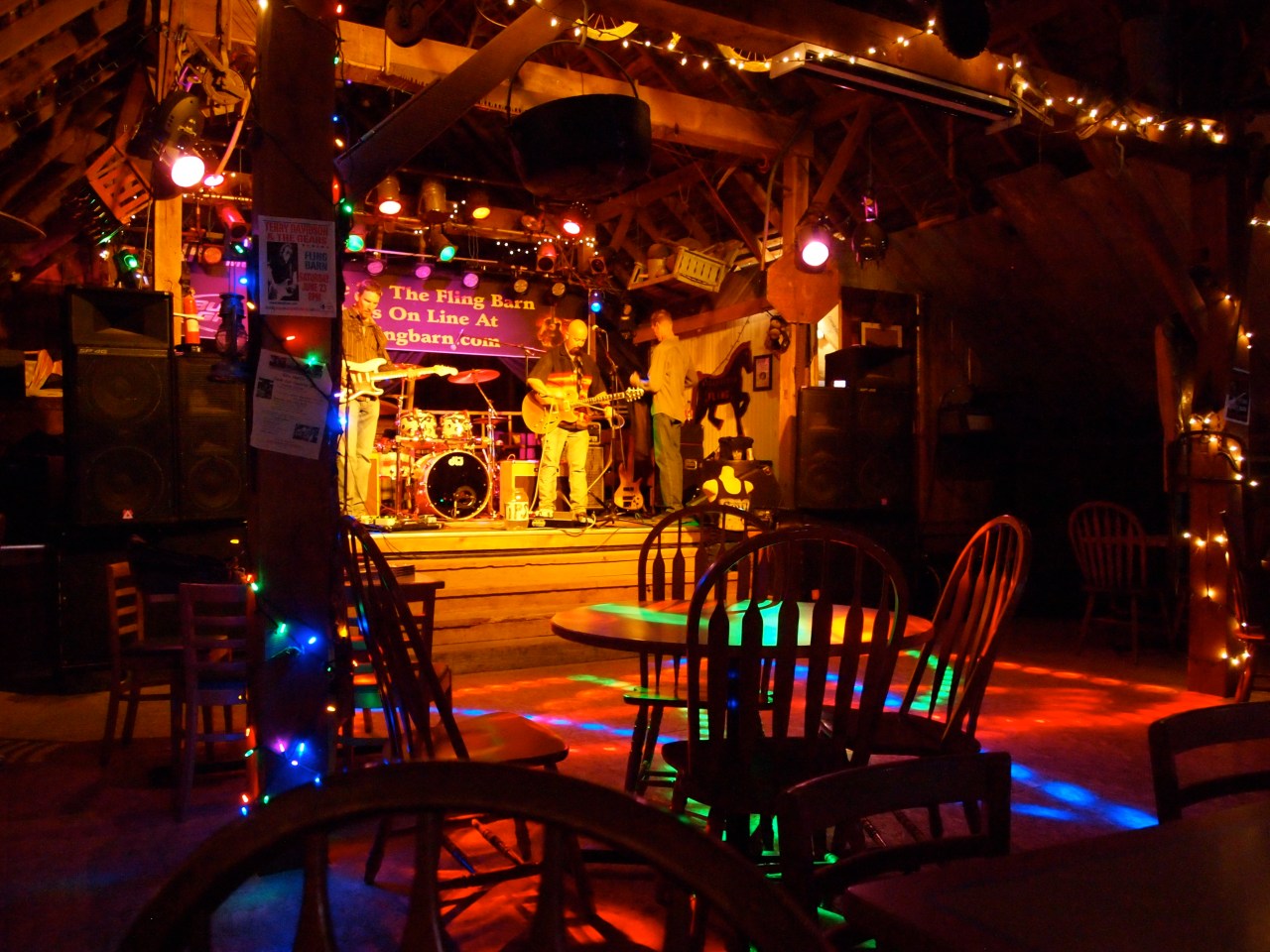 The Fling Barn in Hillsboro, Ohio | Sherry Lachelle Travels